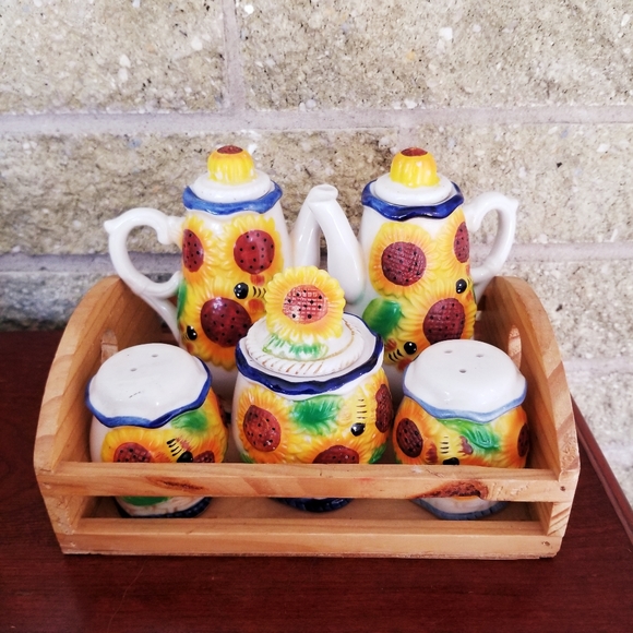 Dining | Vintage Cream Sugar Salt Pepper Table Set | Poshmark